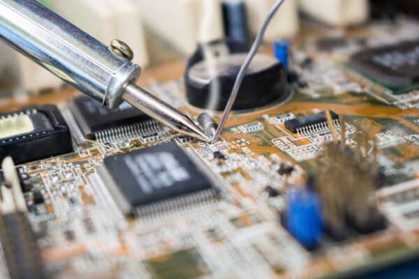 Key Differences Between Lead Solder vs Lead-Free Solder You Need to ...